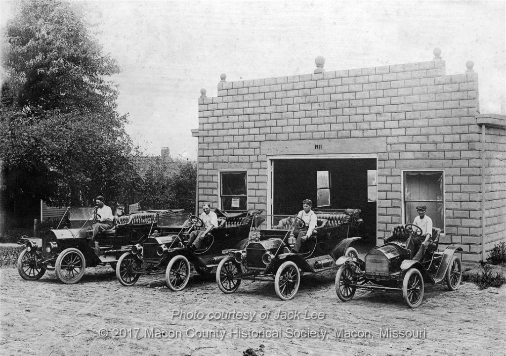 Callao, MO – Historic Gas Stations